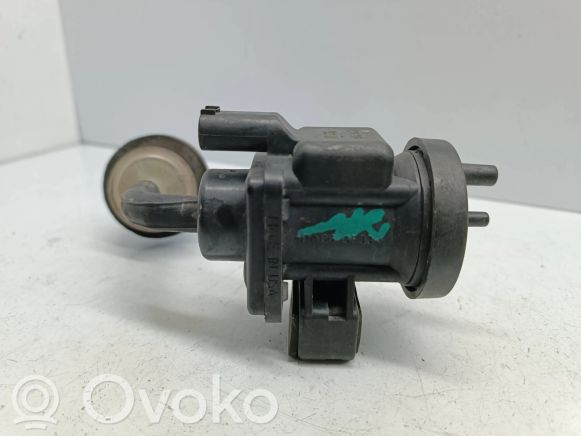 A0005450527 Mercedes-Benz C W203 Turbo solenoid valve, 10.00 € | RRR