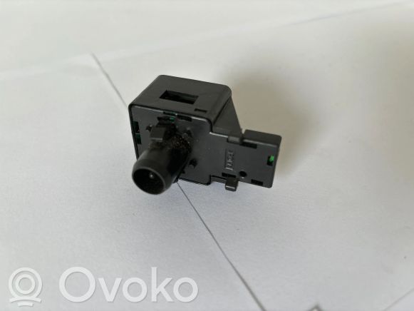 1408300008 Mercedes-Benz A W168 Headlining lighting console trim, 12.94 ...