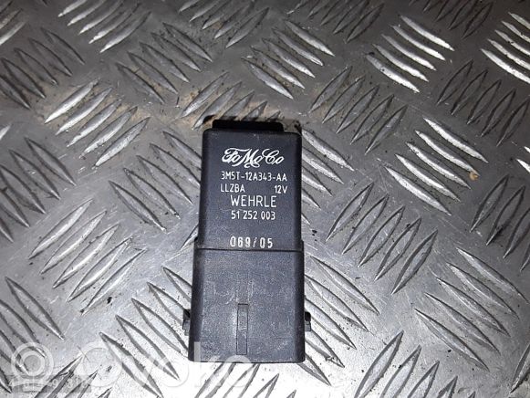 3M5T12A343AA Volvo S40 Glow plug pre-heat relay, 20.00 € | RRR