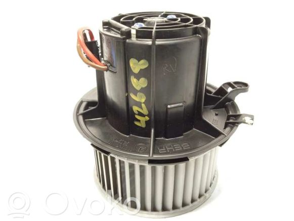 A2048200208 Mercedes-Benz C W204 Heater fan/blower, 59.00 € | RRR