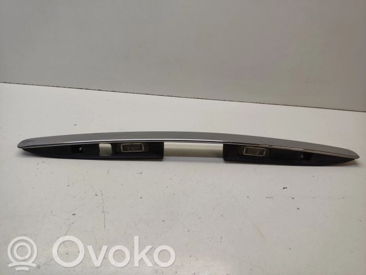 A1647400893 Mercedes-Benz ML W164 Éclairage de plaque d'immatriculation ...