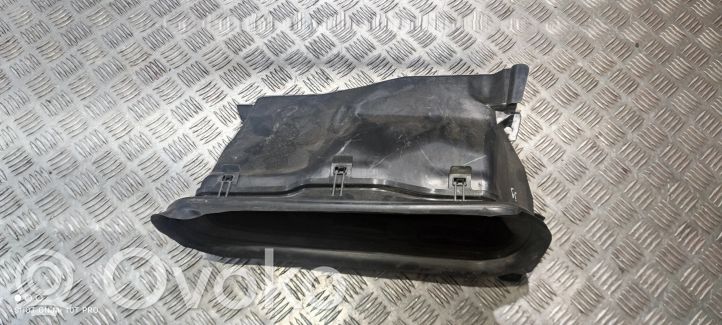 31651305 Volvo S90, V90 Intercooler air guide/duct channel, 19.00 € | RRR