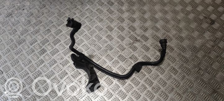 31401869 Volvo S90, V90 A/C compressor mount bracket, 12.00 € | RRR