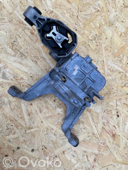 A2472402000 Mercedes-Benz GLA H247 Engine mount vacuum valve, 197.65 ...