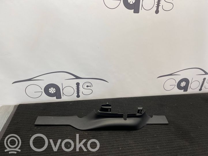 6DQ88TX7AB Dodge RAM (B) pillar trim (bottom), 29.04 € | RRR