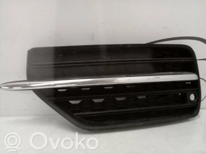 31383441 Volvo XC90 Front bumper lower grill, 55.00 € | RRR