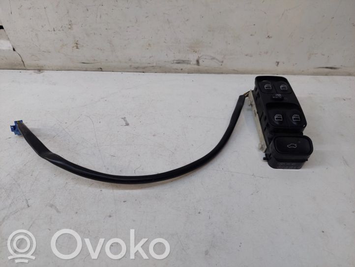 Mercedes-Benz CLK A209 C209 Electric window control switch, 20.00 € | RRR