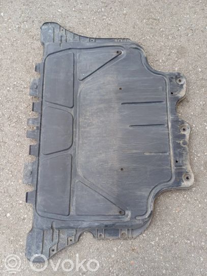 3Q0825235A Volkswagen PASSAT B8 Engine splash shield/under tray, 70.00 ...