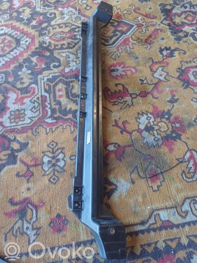 7P0805551 Porsche Cayenne (92A) Bottom radiator support slam panel, 72. ...