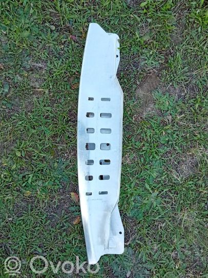 149509300B Tesla Model Y Front bumper mounting bracket, 21.83 € | RRR