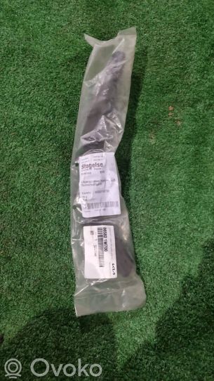 86582-1W700 KIA Rio Front bumper mounting bracket, 23.53 € | RRR