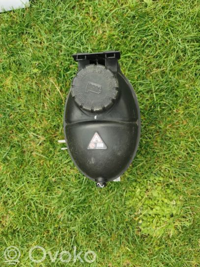 A2045000549 Mercedes-Benz C W204 Coolant expansion tank/reservoir, 37. ...