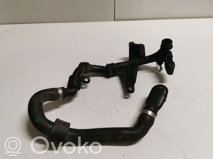 A2762000452 Mercedes-Benz E W212 Engine coolant pipe/hose, 21.60 € | RRR