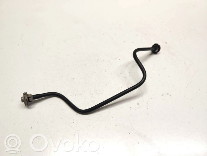95B122447F Porsche Macan Engine coolant pipe/hose, 25.00 € | RRR