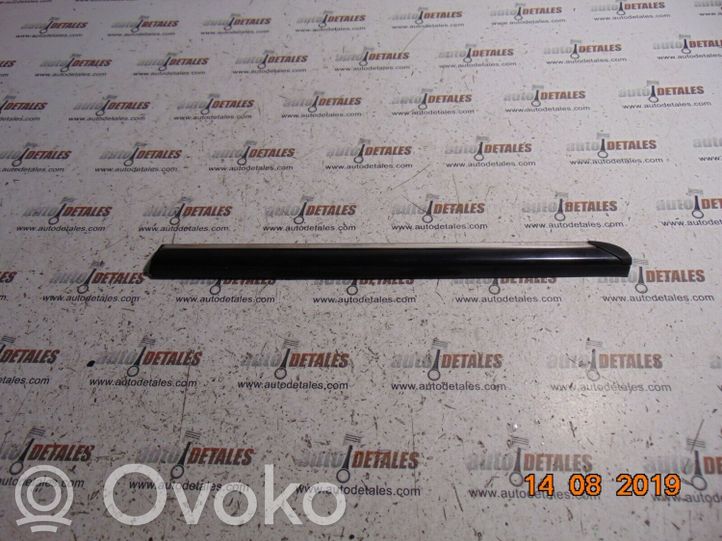 A1696730683 Mercedes-Benz B W245 Galinių durų stiklo apdaila, 16.00 € | RRR