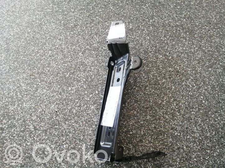 68356974AA Alfa Romeo Stelvio Fender mounting bracket, 50.00 € | RRR