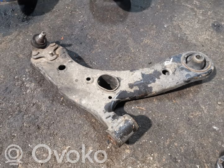 Peugeot 3008 I Front lower control arm/wishbone, 15.00 € | RRR