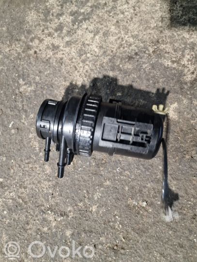 Ford Ranger Fuel filter housing, 30.00 € | RRR