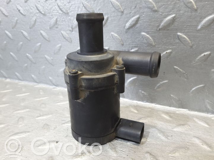 7L0965561 Volkswagen Touareg I Electric auxiliary coolant/water pump ...