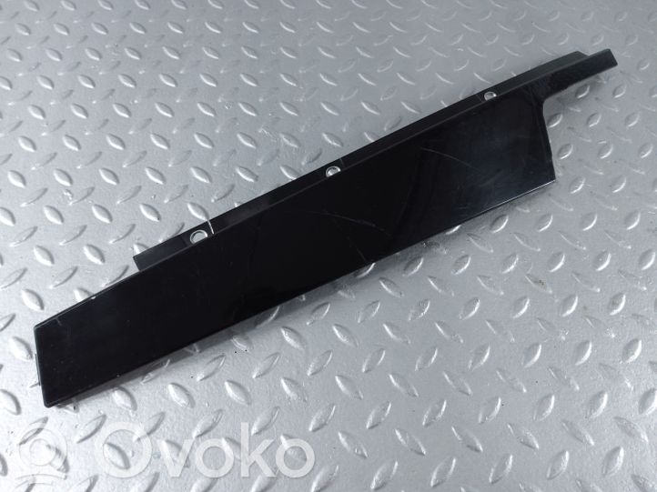 51939941 Fiat 500X Front door glass trim molding, 19.00 € | RRR