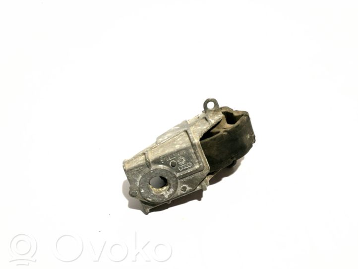 8K0253144M Audi Q5 SQ5 Muffler mount bracket/holder, 14.00 € | RRR