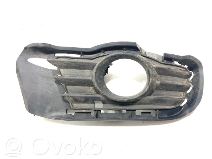 A2048850223 Mercedes-Benz C AMG W204 Grille antibrouillard avant, 27.63 ...