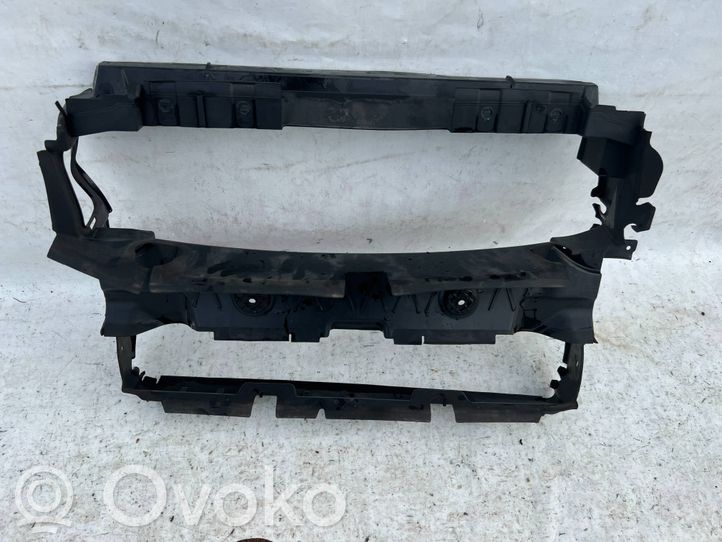 51747455961 BMW 3 G20 G21 Radiator trim, 54.58 € | RRR