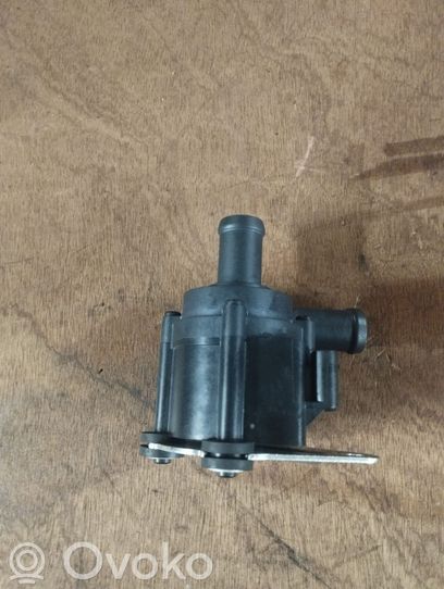 31338211 Volvo V40 Electric auxiliary coolant/water pump, 35.00 € | RRR