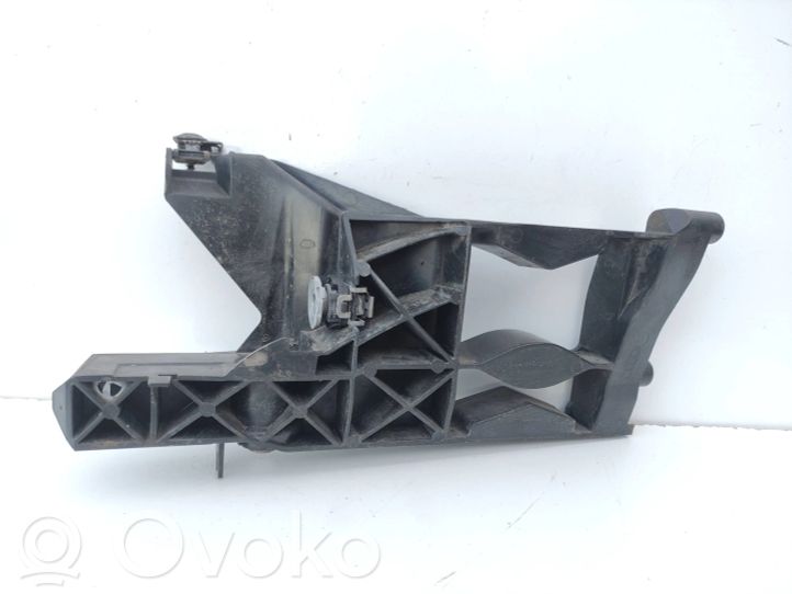 4G0805607 Audi A6 C7 Headlight/headlamp mounting bracket, 20.00 € | RRR