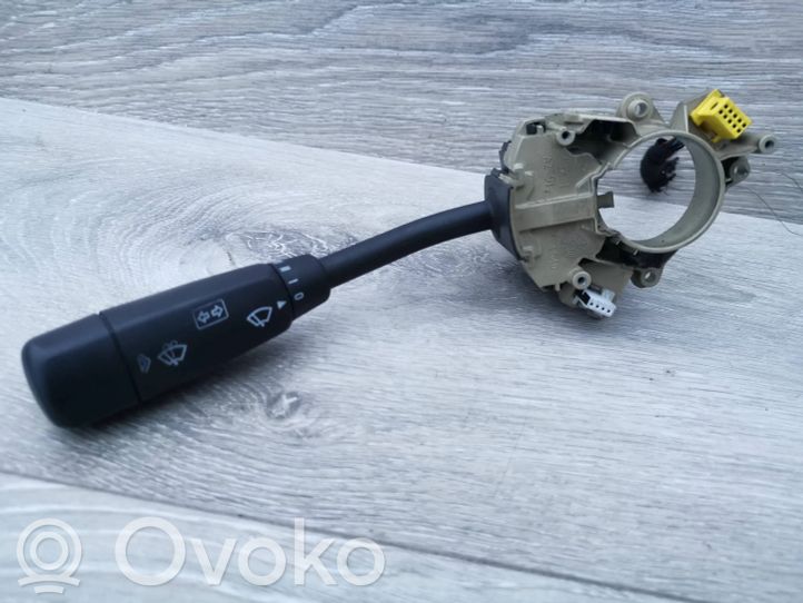 2035450010 Mercedes-Benz C W203 Commodo d'essuie-glace, 39.00 € | OVOKO