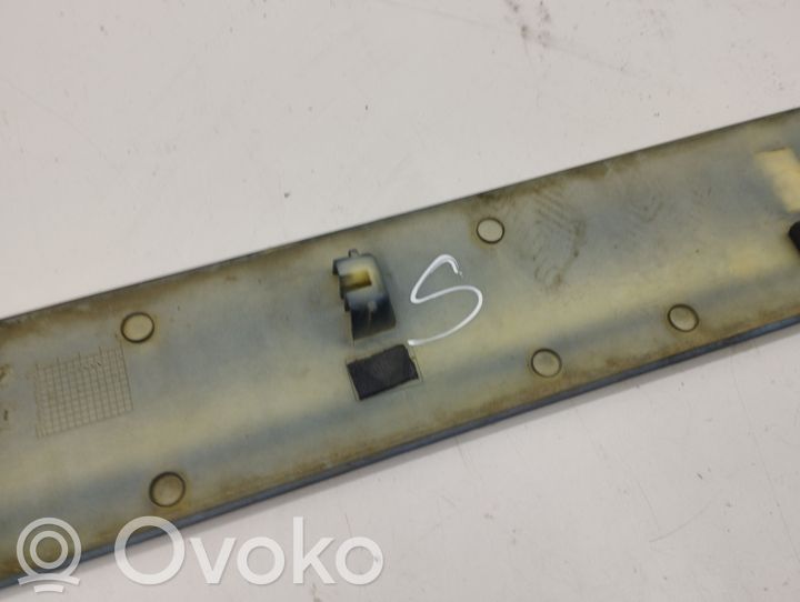 A6396913108 Mercedes-Benz Vito Viano W639 Moulure de porte coulissante ...