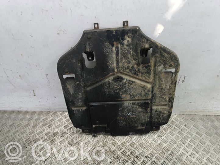 Mercedes-Benz ML W164 Engine splash shield/under tray, 60.00 € | RRR