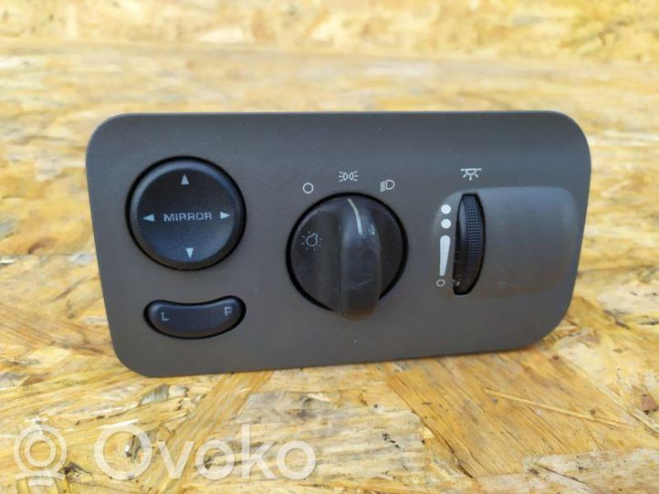 POTG101L5AA Dodge Caravan Light switch, 36.71 € | RRR