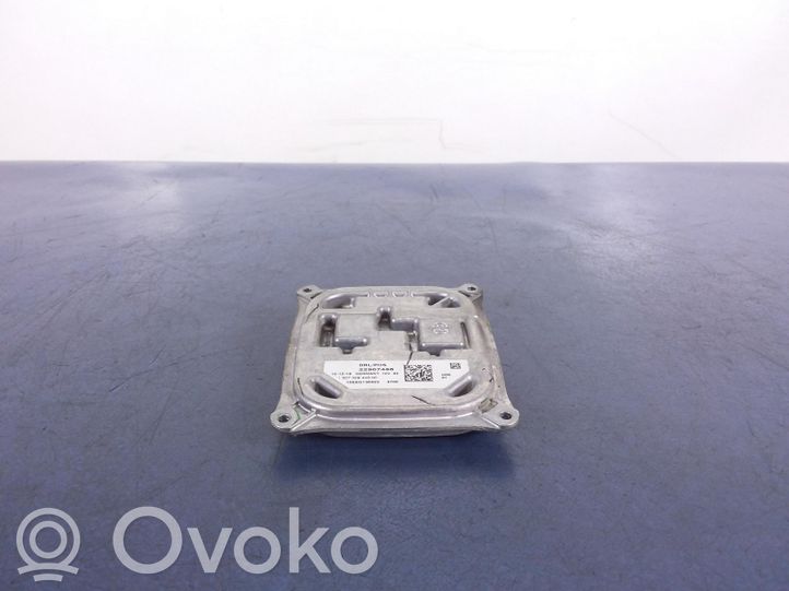 130732944300 Cadillac CTS Voltage converter/converter module, 98.82 € | RRR