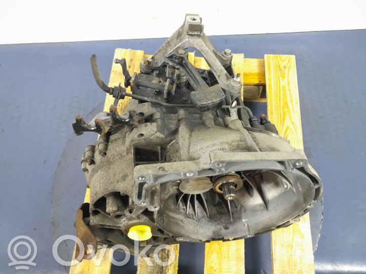 9M5R-7002-YB Ford Focus Manual 6 speed gearbox, 78.60 € | RRR