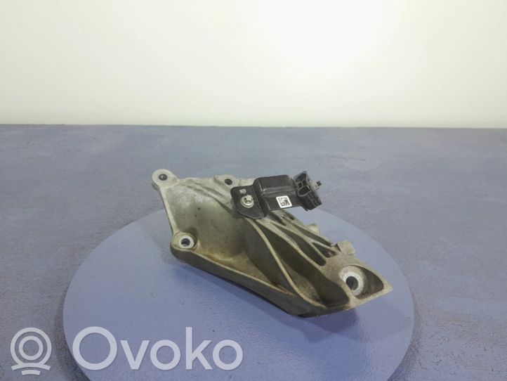 8053548 BMW M3 Engine mount vacuum valve, 70.59 € | RRR