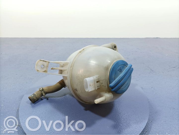 2H0121407D Volkswagen Amarok Coolant expansion tank/reservoir, 19.76 ...