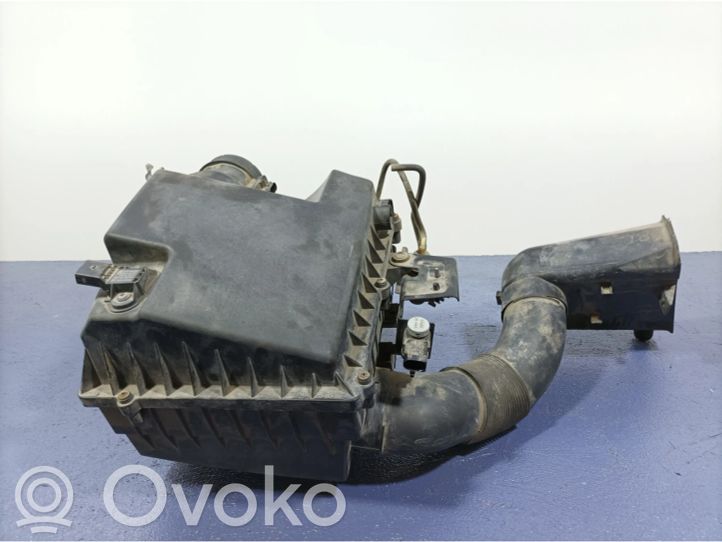 2H0129620 Volkswagen Amarok Air filter box, 112.94 € | RRR