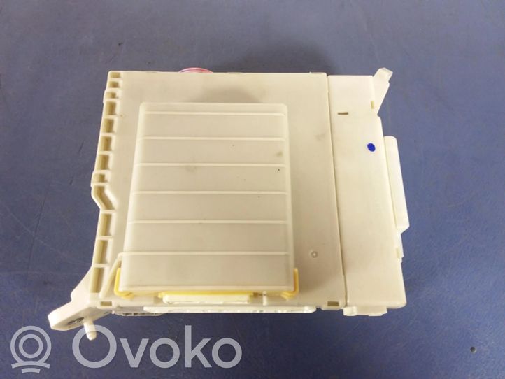 82672-53040 Lexus IS 220D-250-350 Boîte à fusibles, 19.76 € | OVOKO