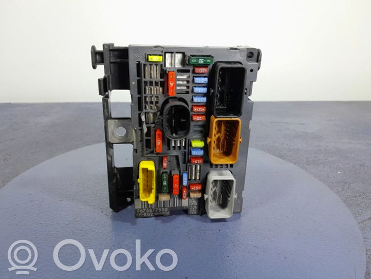 9675877980 Peugeot 5008 Boîte à fusibles, 56.47 € | OVOKO