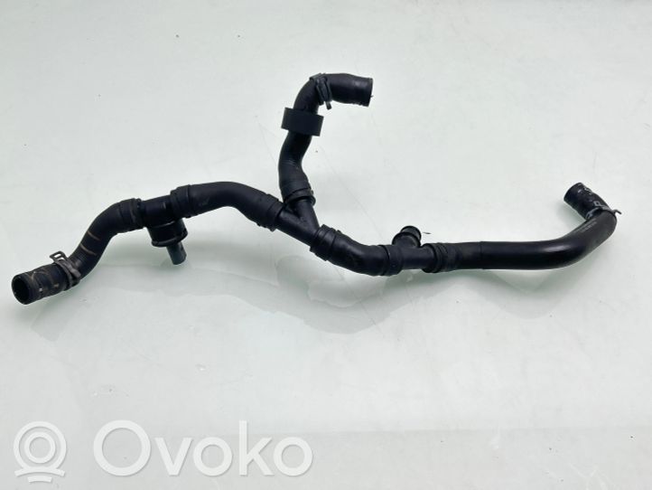 3Q0122157S Volkswagen PASSAT B8 Engine coolant pipe/hose, 25.00 € | RRR