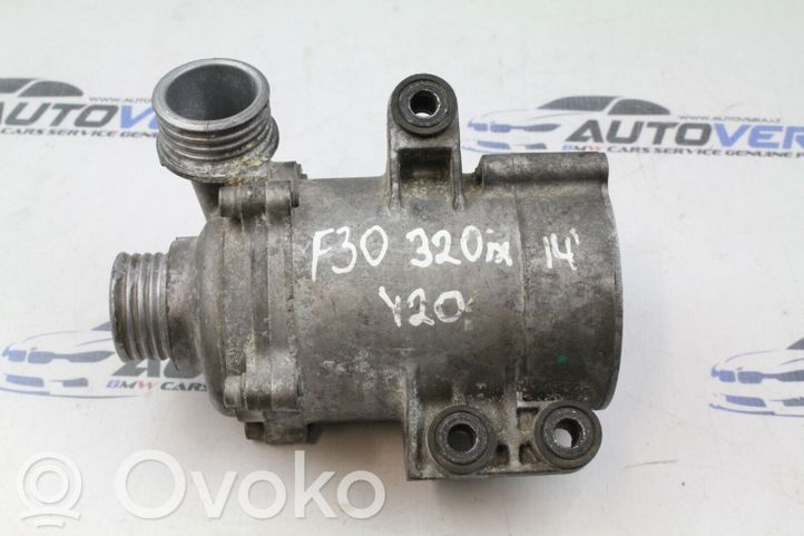 1151 7597715 BMW X3 F25 Pompe de circulation d'eau, 125.00 € | OVOKO