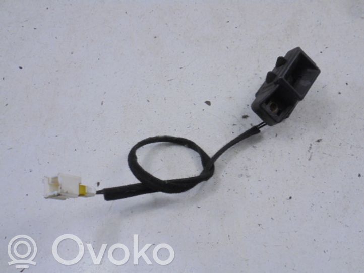 7700308997 Renault Clio II Tailgate/trunk/boot lock/catch/latch, 12.71 ...