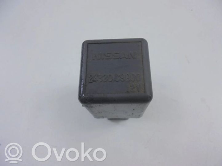 24330C9900 Nissan Murano Z50 Other relay, 5.65 € | RRR