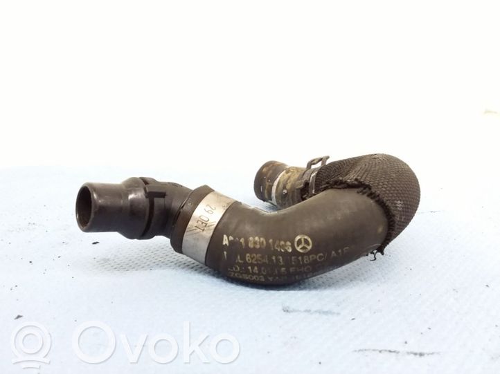 A2118301496 Mercedes-Benz E W211 Engine coolant pipe/hose, 10.00 € | RRR