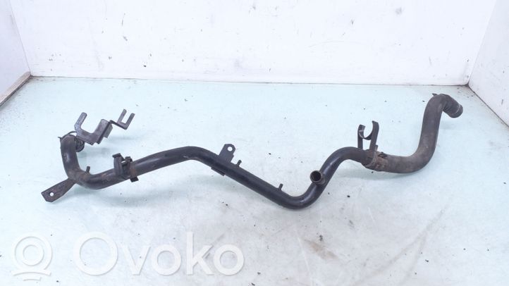 028121065T Volkswagen PASSAT B4 Engine coolant pipe/hose, 15.00 € | RRR
