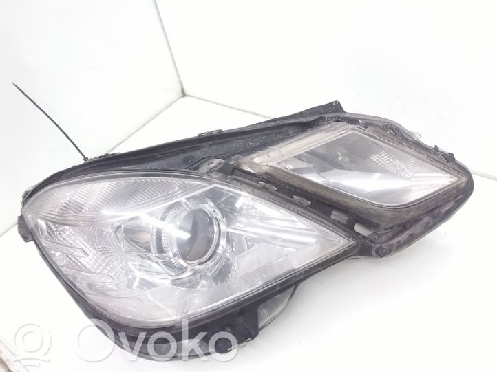 A2128208261 Mercedes-Benz E W212 Priekinis žibintas, 60.00 € | RRR