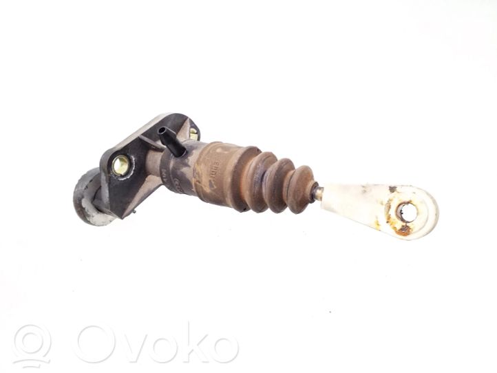 8E1721401 Volkswagen PASSAT B5 Clutch master cylinder, 10.00 € | RRR