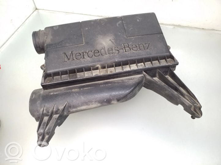 A0000901651 Mercedes-Benz Vito Viano W639 Boîtier de filtre à air, 20. ...