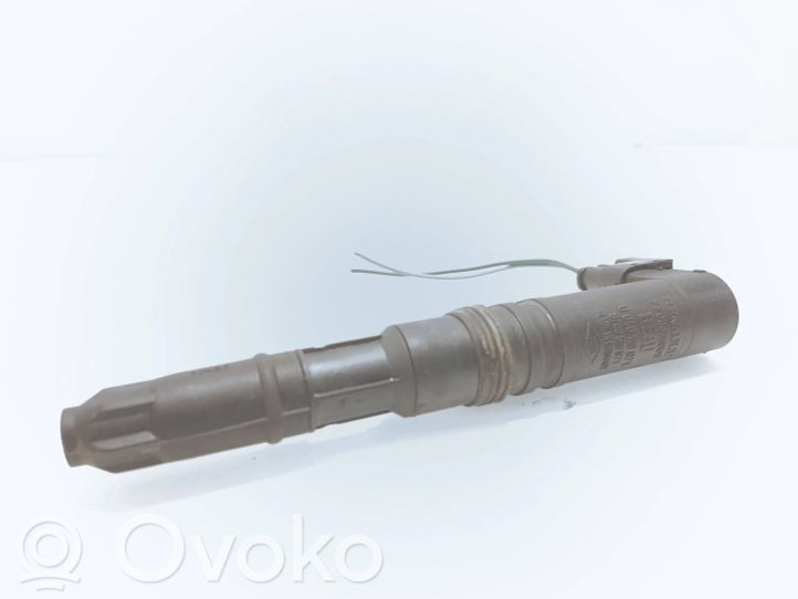 8200568671 Renault Scenic I High voltage ignition coil, 8.00 € | RRR